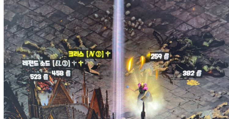 이거 어디스킨인지아시는분~~ 디아블로2 질문과 답변 디아블로2 인벤