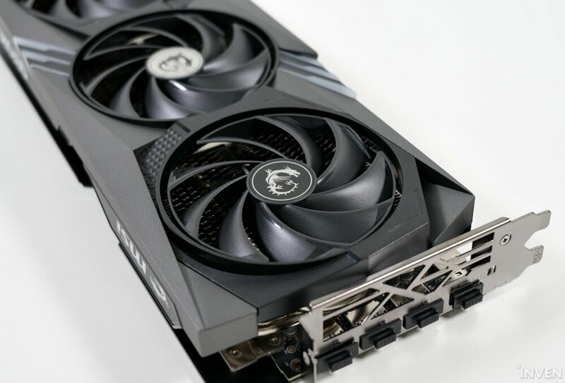 Msi 인벤 Qhd 게이밍 Msi 지포스 Rtx 4070 게이밍x 트리오 트라이프로져3 리뷰 By 인벤 Msi 브랜드 뉴스