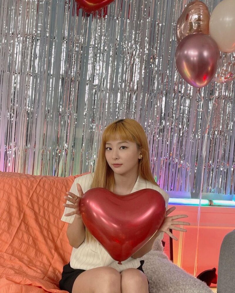 하루 한번 강슬기씨 오픈이슈갤러리 인벤