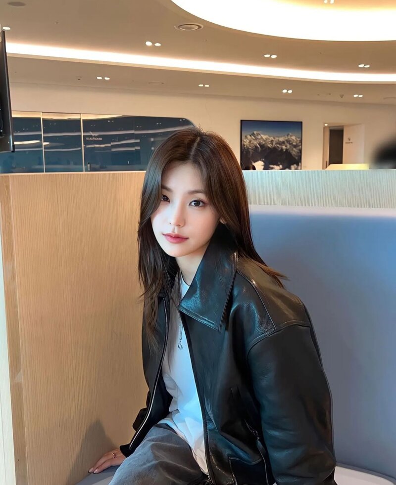 Itzy 예지 오픈이슈갤러리 인벤